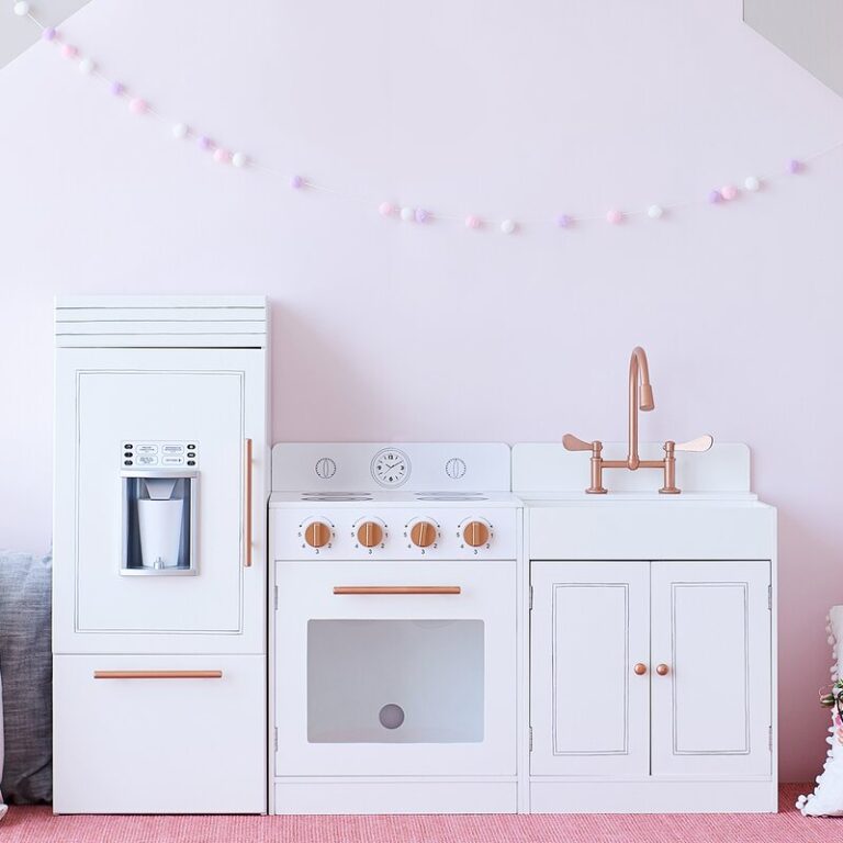 The best play kitchens for kids - Coco's Caravan